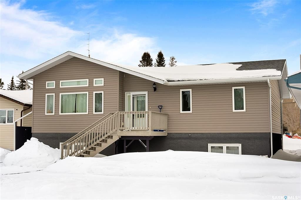 360 Keats STREET, Southey, SK S0G 4P0 | MLS #SK993632 | Zillow