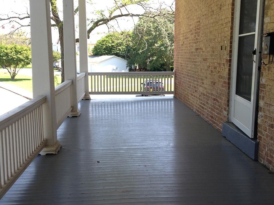 29 Bernard Rd Fort Monroe VA | Zillow