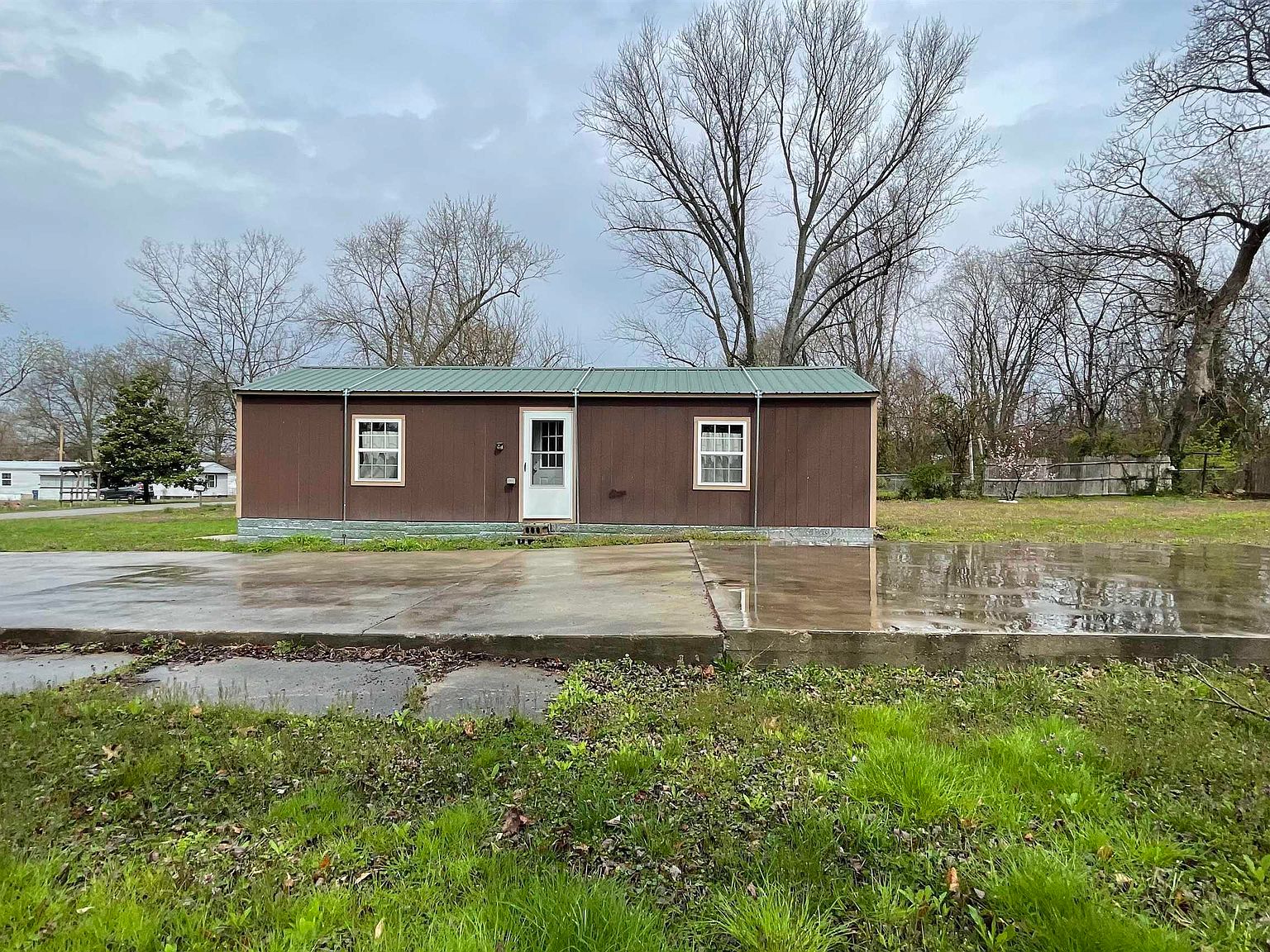 132 S 6th St, De Soto, IL 62924 | Zillow