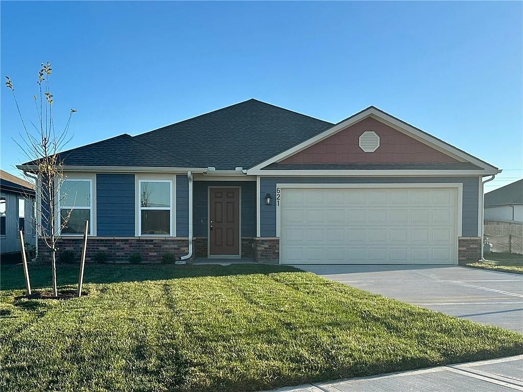 621 W Colleen Ct, Gardner, KS 66030 | Zillow