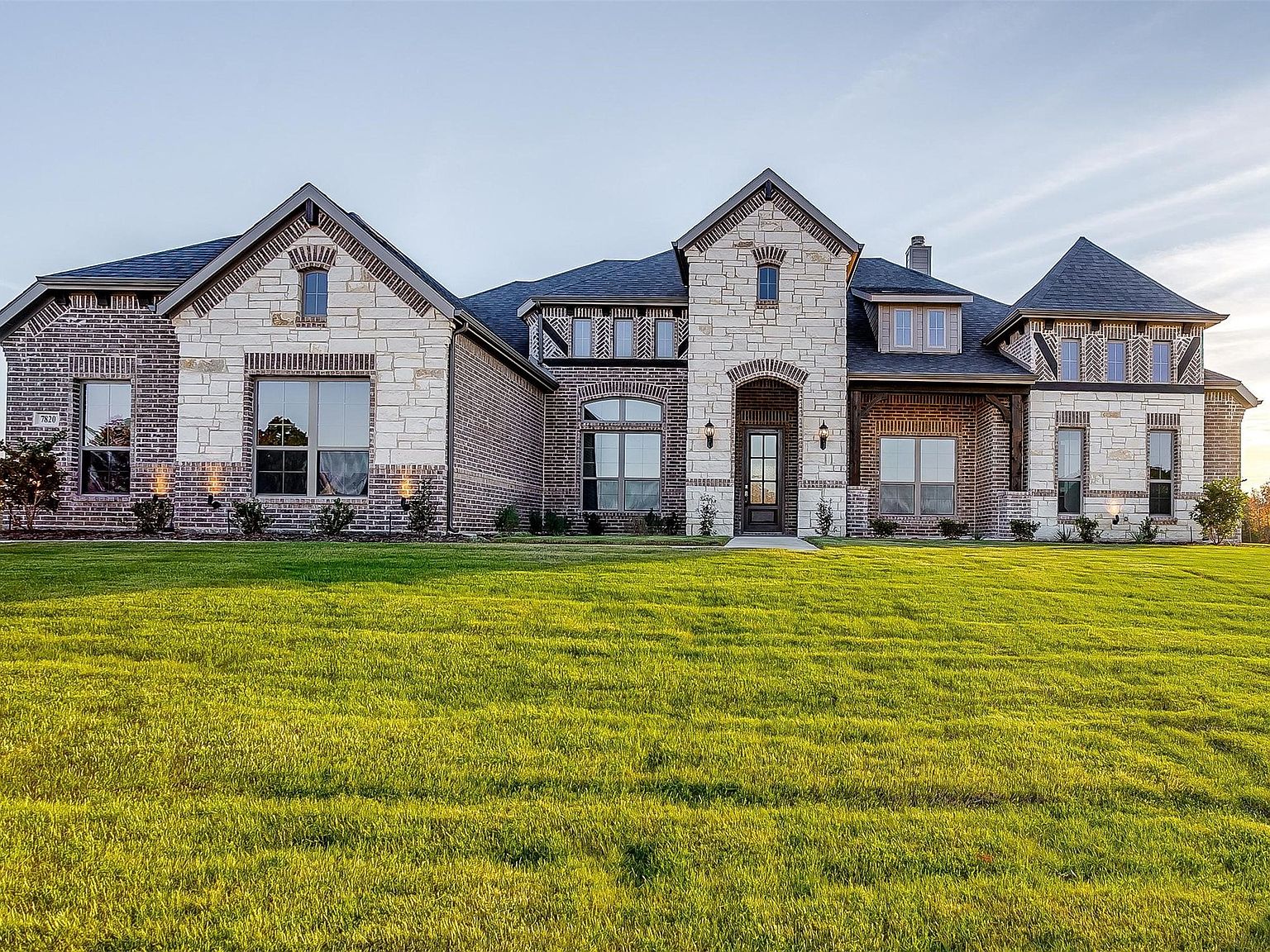 7820 Shive Ct, Midlothian, TX 76065 | Zillow