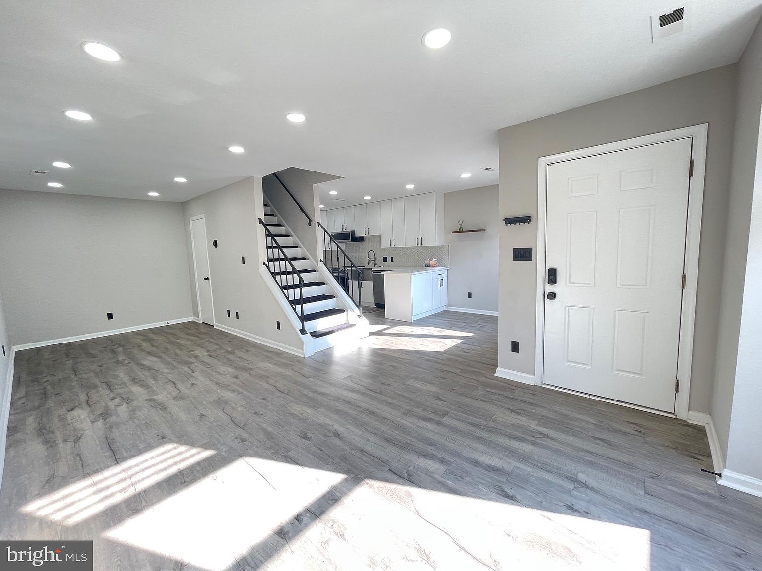 6013 Rabbit Hill Ct, Centreville, VA 20121 | Zillow