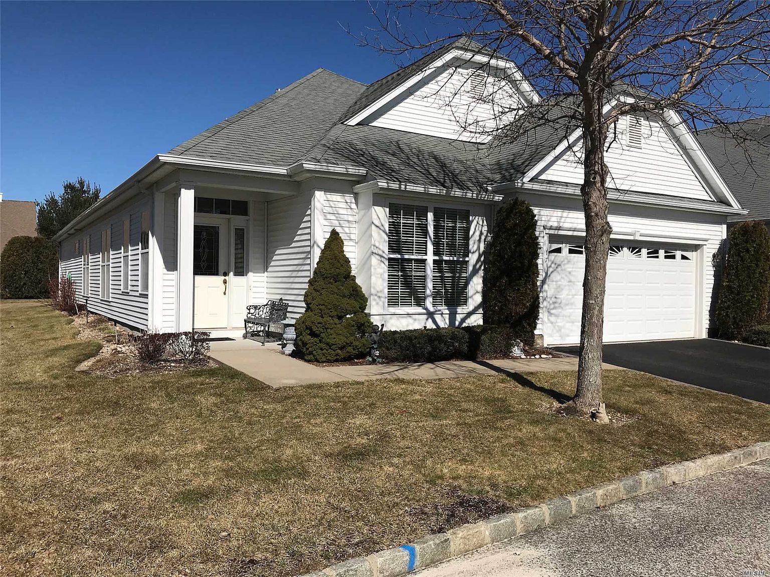 17 Louden Loop, Mount Sinai, NY 11766 | Zillow