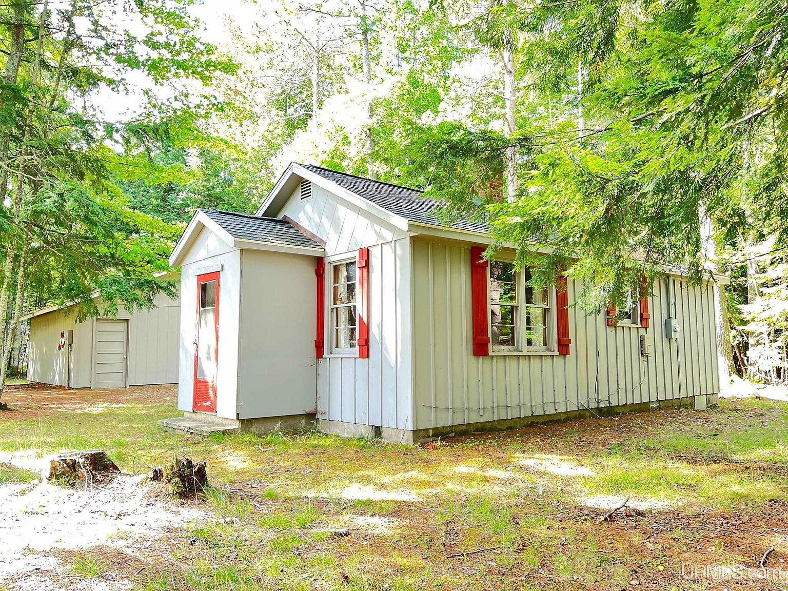 745-745 N East Carlson Rd, Manistique, MI 49854 | Zillow