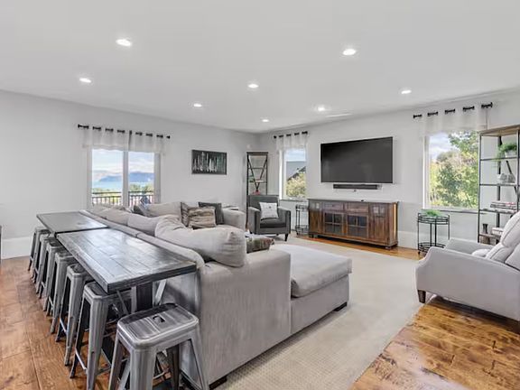 705 N Lochwood Vw, Garden City, UT 84028 | MLS #2141227 | Zillow