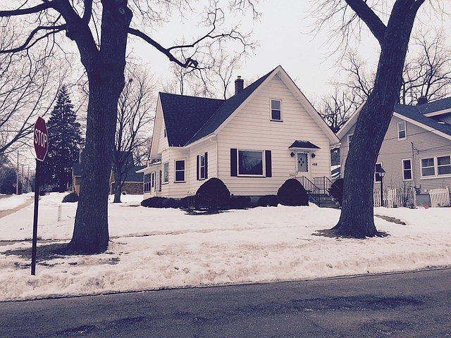 488 Hendee St, Elgin, IL 60123 | Zillow
