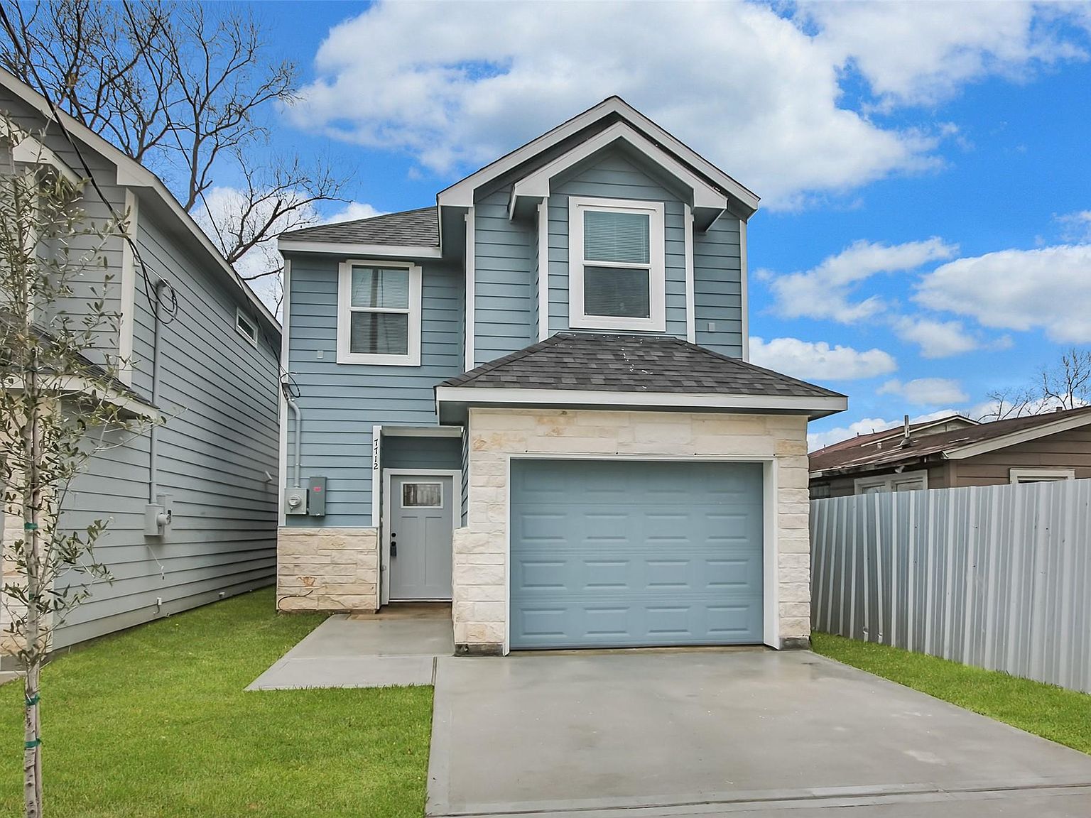 7712 Beckley St, Houston, TX 77088 | Zillow