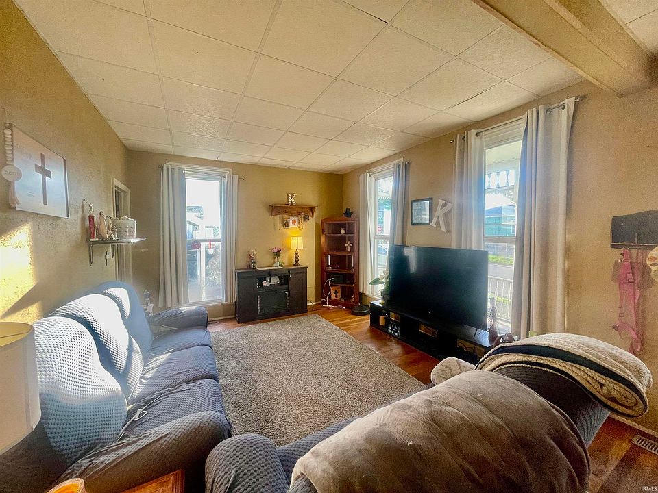 411 E State St, Princeton, IN 47670 | Zillow