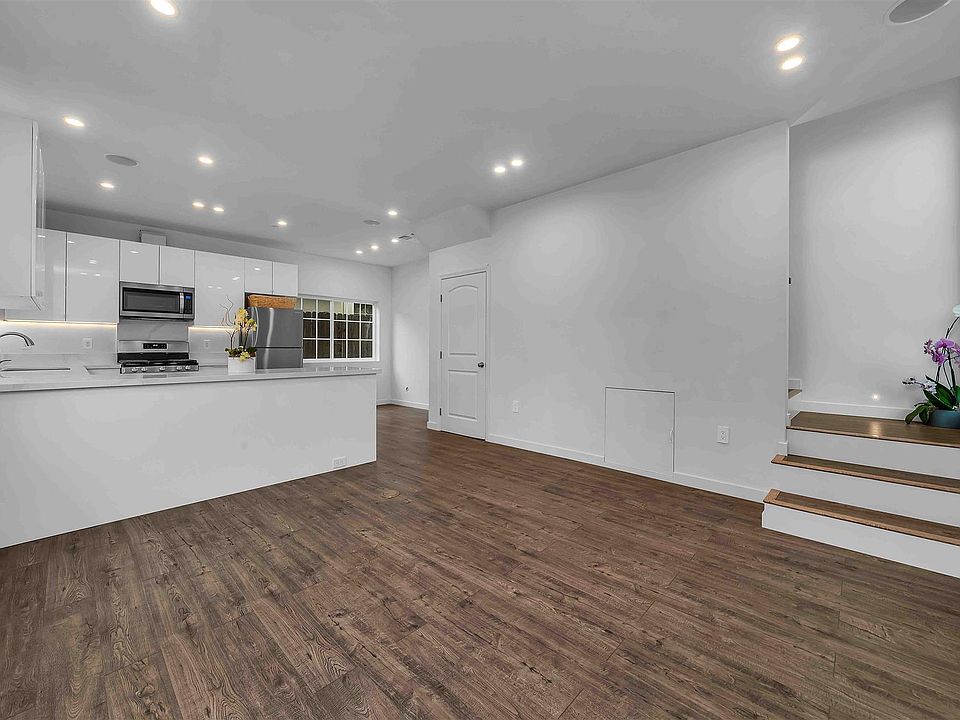 17649 Calvert St, Encino, CA 91316 | Zillow