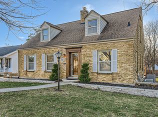 800 Wing St, Elgin, IL 60123 | Zillow
