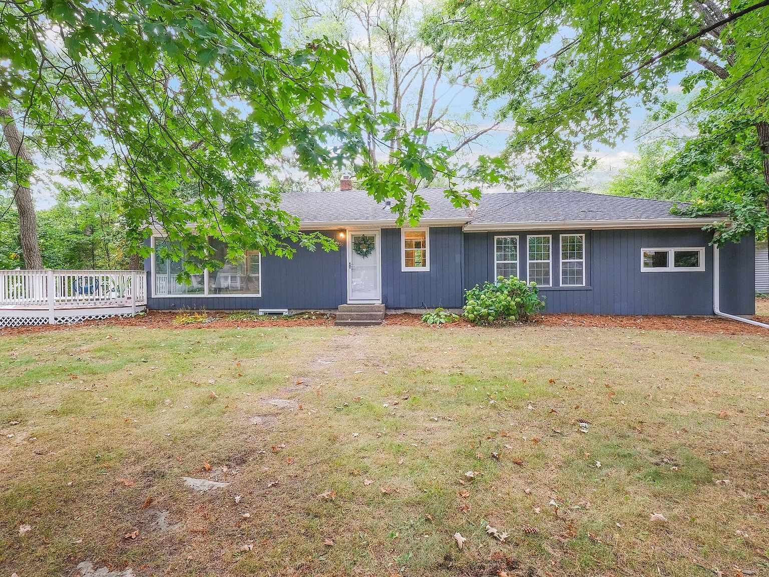 7930 Spring Lake Rd NE, Spring Lake Park, MN 55432 | Zillow