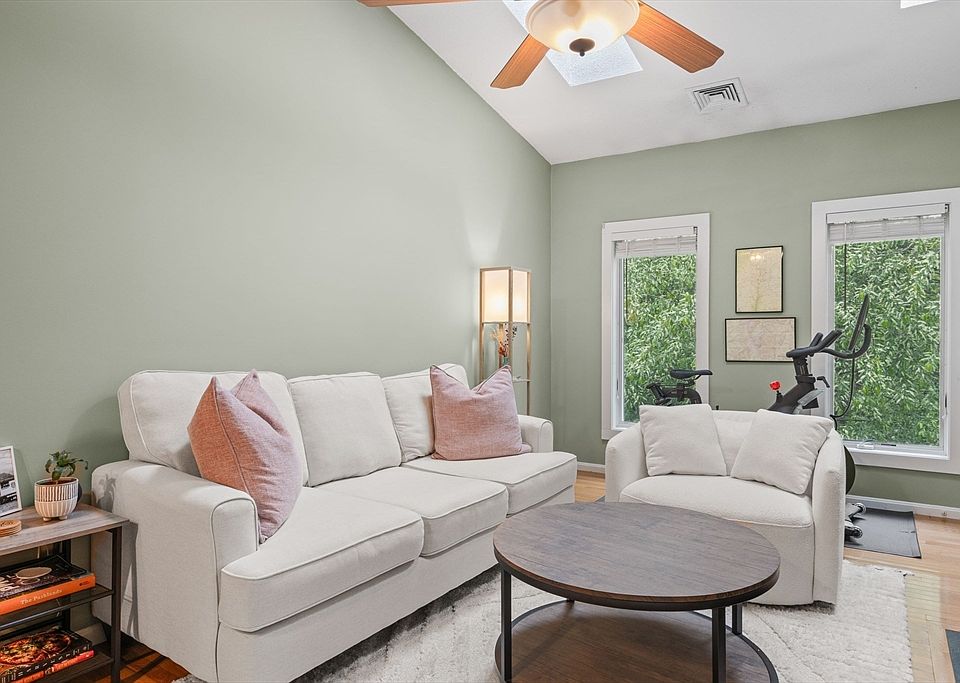 Bay Farm Condominium Association - 44 Bay Farm Rd Duxbury MA | Zillow