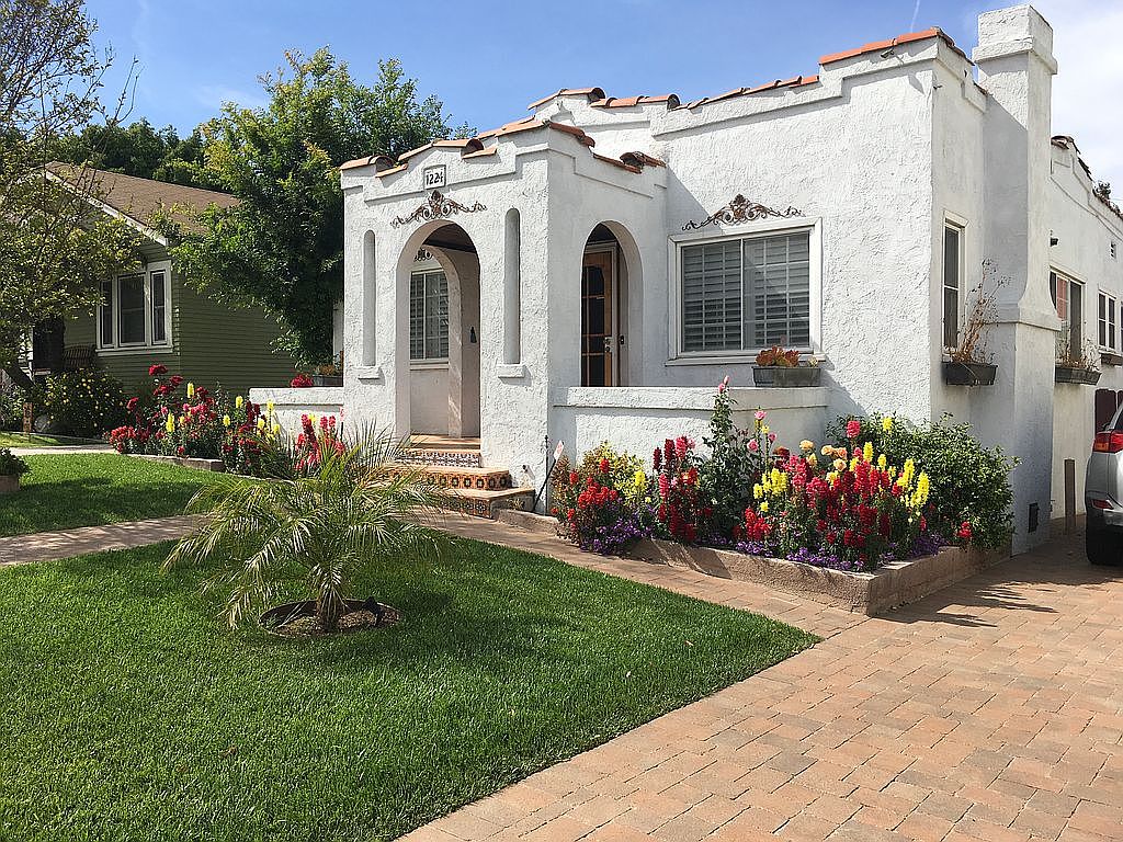 1224 W 13th St, San Pedro, CA 90731 | Zillow