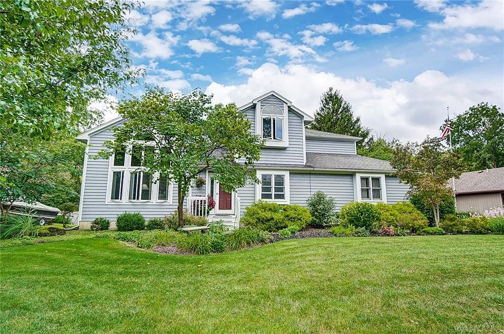 4253 Clear View Ct, Bellbrook, OH 45305 | MLS #894844 | Zillow