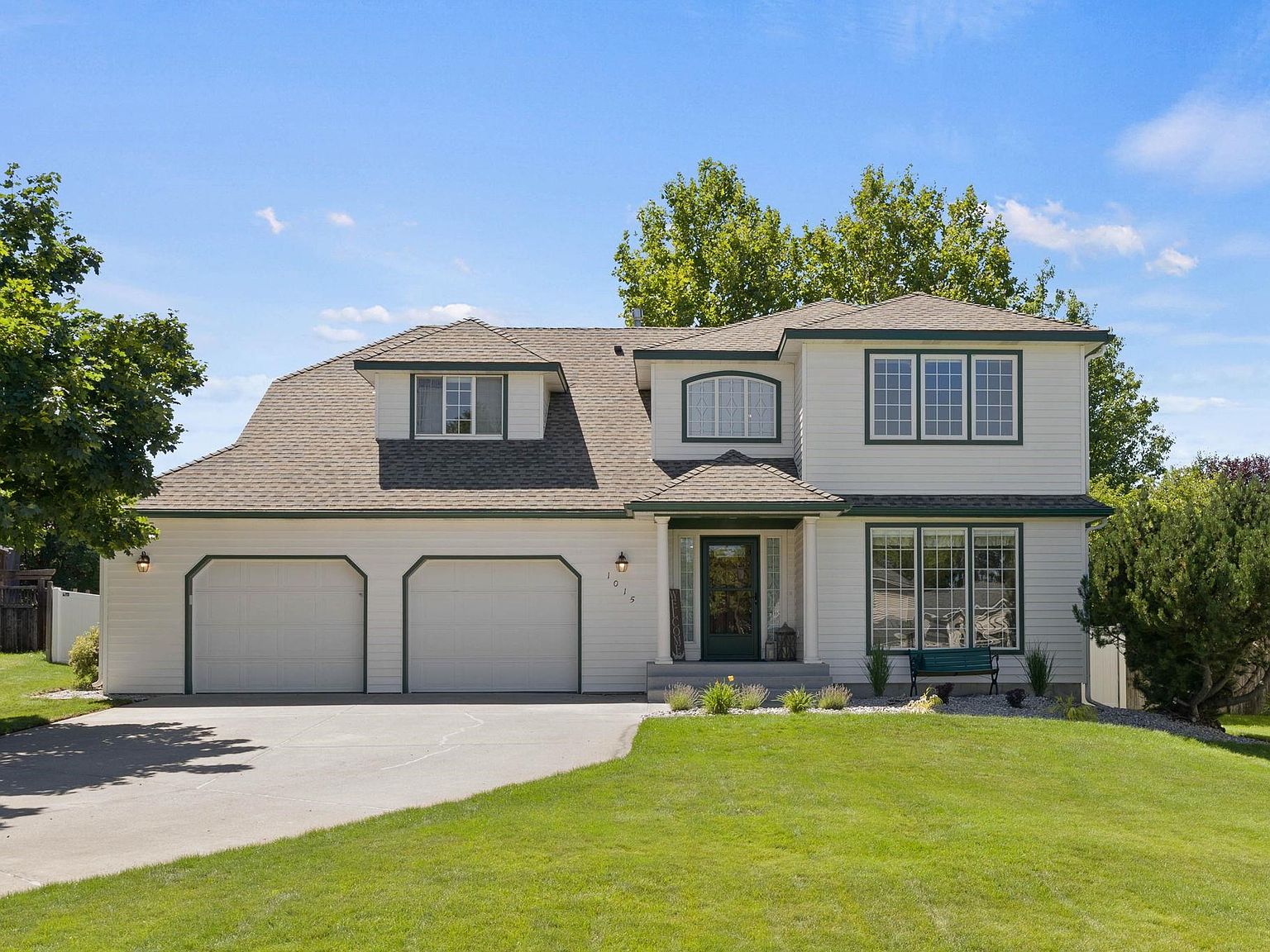 1015 N Drury Ct, Liberty Lake, WA 99019 | Zillow