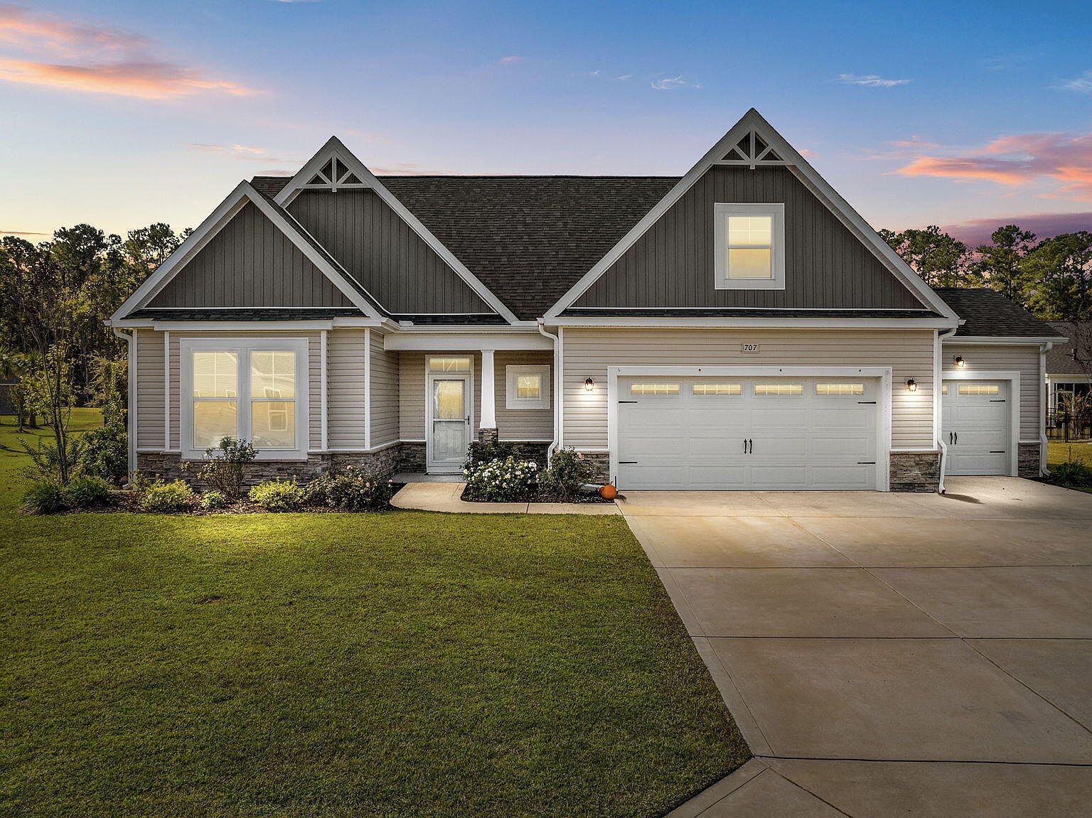 707 E Chatman Drive NW, Calabash, NC 28467 | MLS #100411183 | Zillow