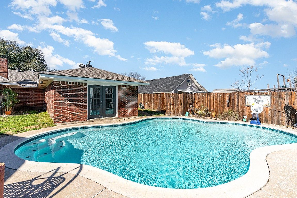 505 Trice St, Maypearl, TX 76064 | Zillow