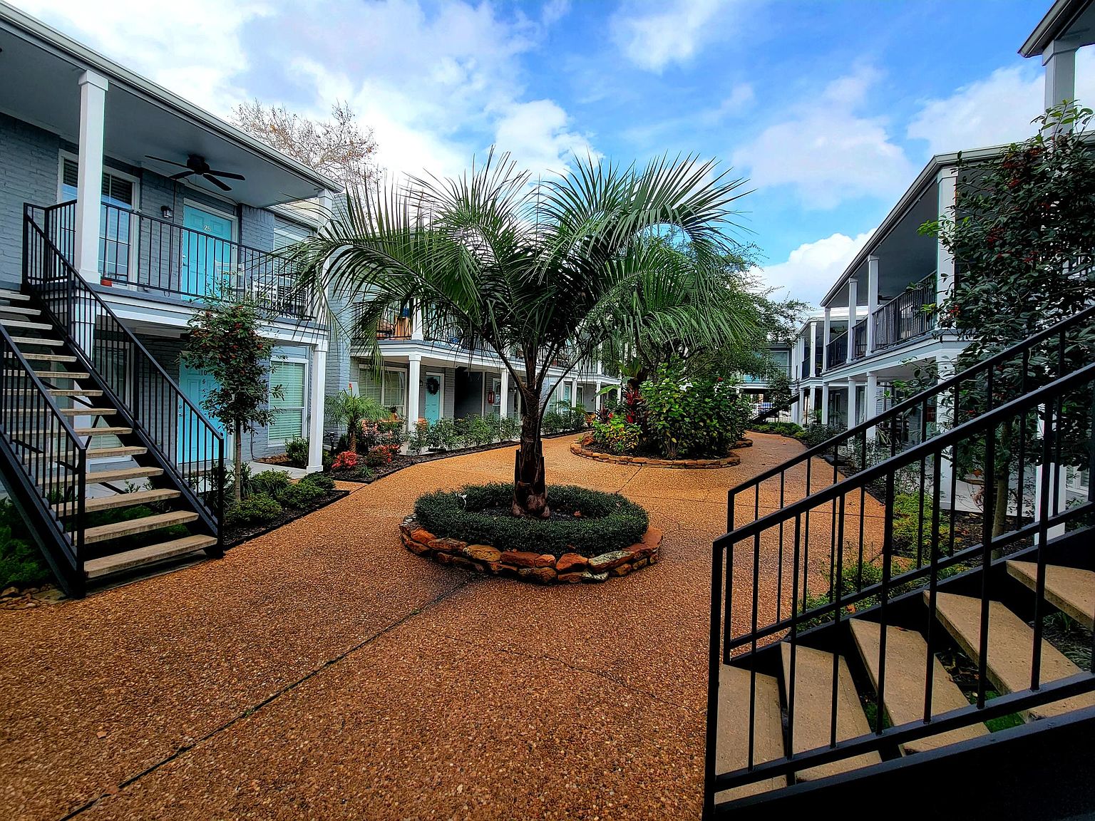 300 Pecore St APT 28, Houston, TX 77009 | Zillow