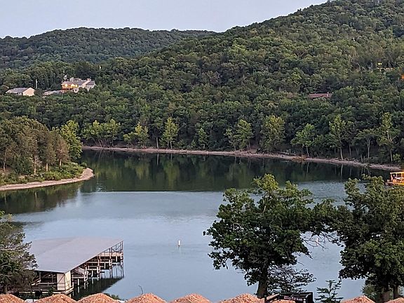 202 Vacation Lane UNIT 5, Reeds Spring, MO 65737 | MLS #60247957 | Zillow