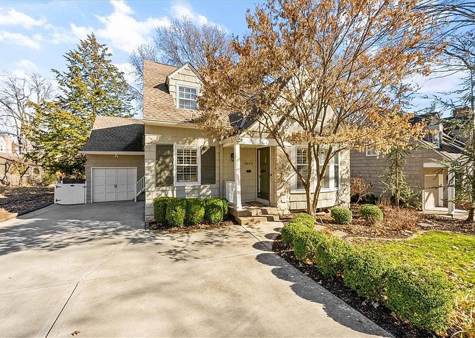 5609 Fairway Rd, Fairway, KS 66205 | Zillow