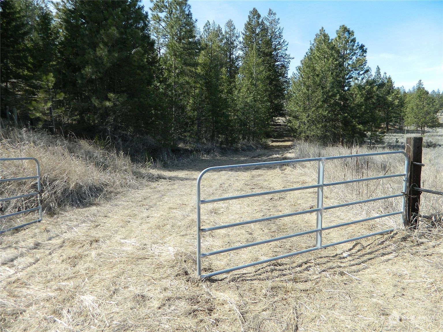 118 Aeneas Valley Road, Tonasket, WA 98855 | Zillow