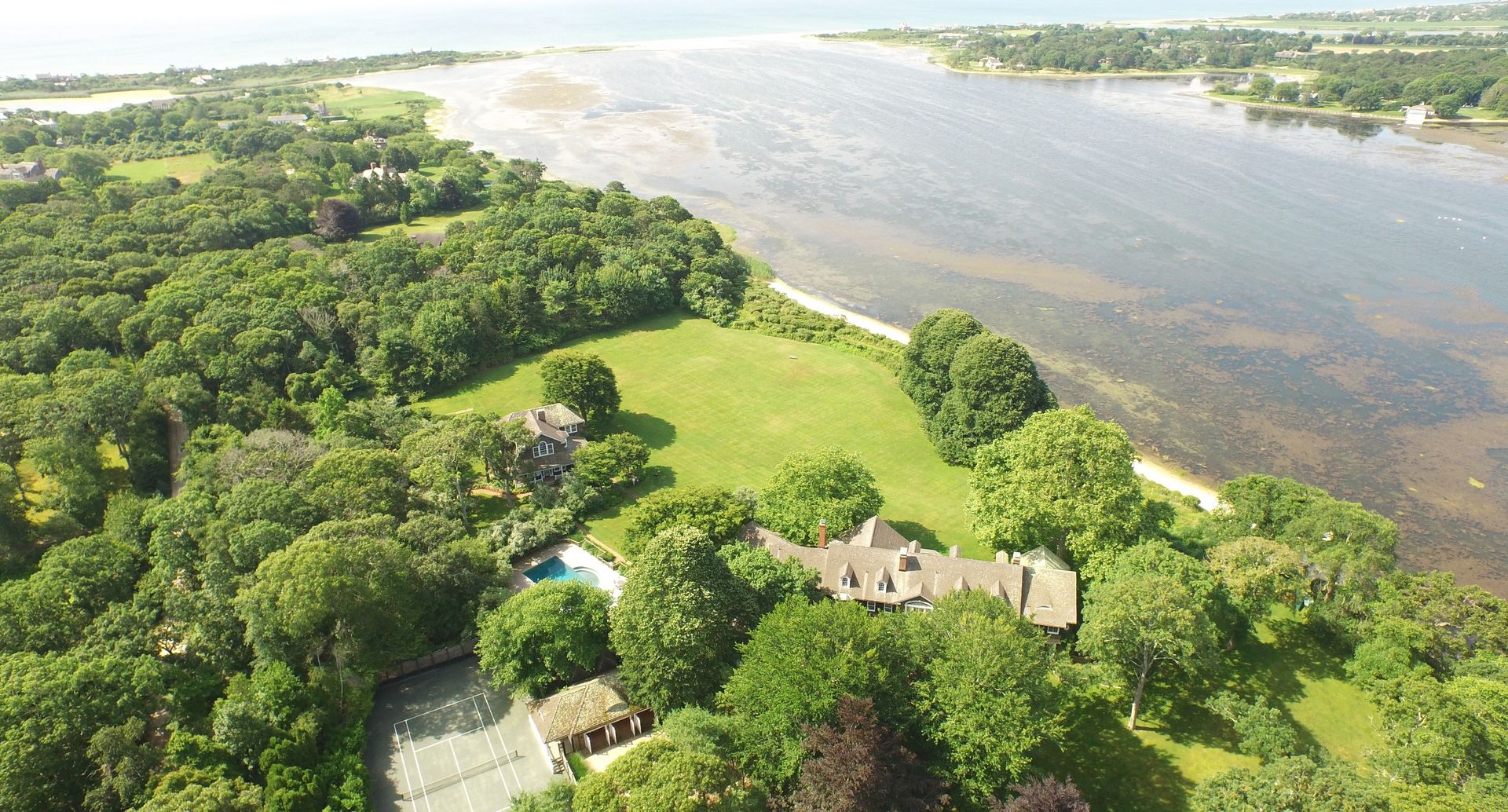 Property In East Hampton Ny 11937 Out East
