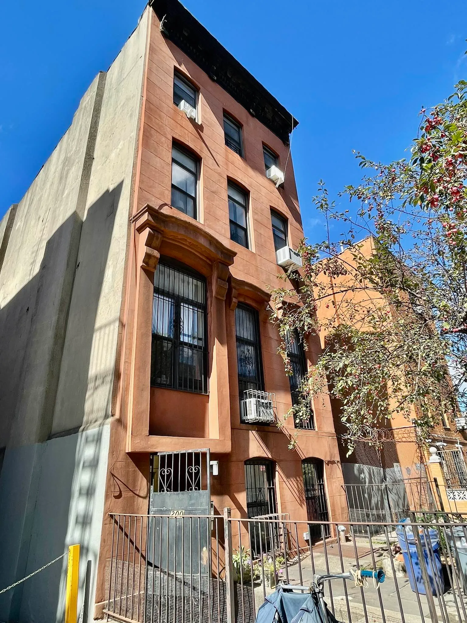 206 Ashland Place #2R in Fort Greene, Brooklyn | StreetEasy