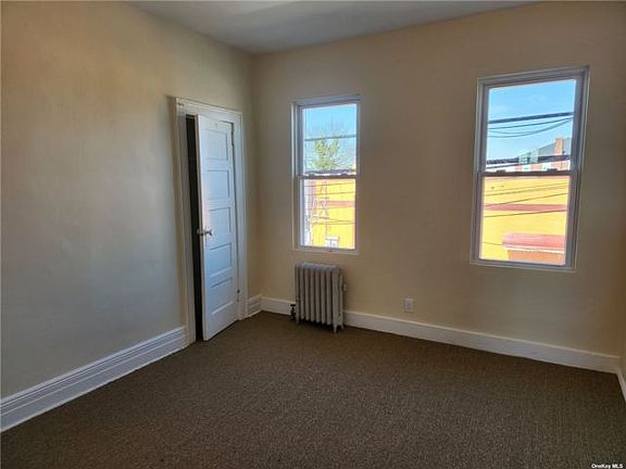 55 Roger Ave, Inwood, NY 11096 | Zillow