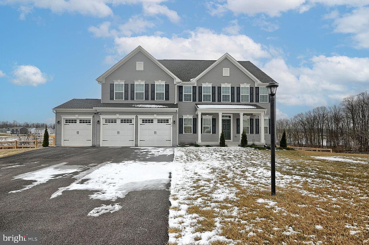 216 Tyler Dr, Hanover, PA 17331 | MLS #PAYK2074910 | Zillow