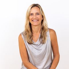 Lisa Zinsmeister - Real Estate Agent in Asheville, NC - Reviews | Zillow