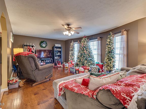 105 Stewart Hills Dr, Rogersville, TN 37857 | Zillow