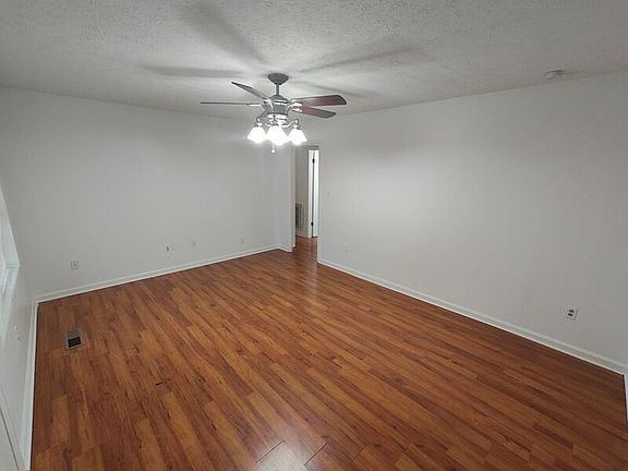 6931 Robinson Dr, Chattanooga, TN 37421 | Zillow