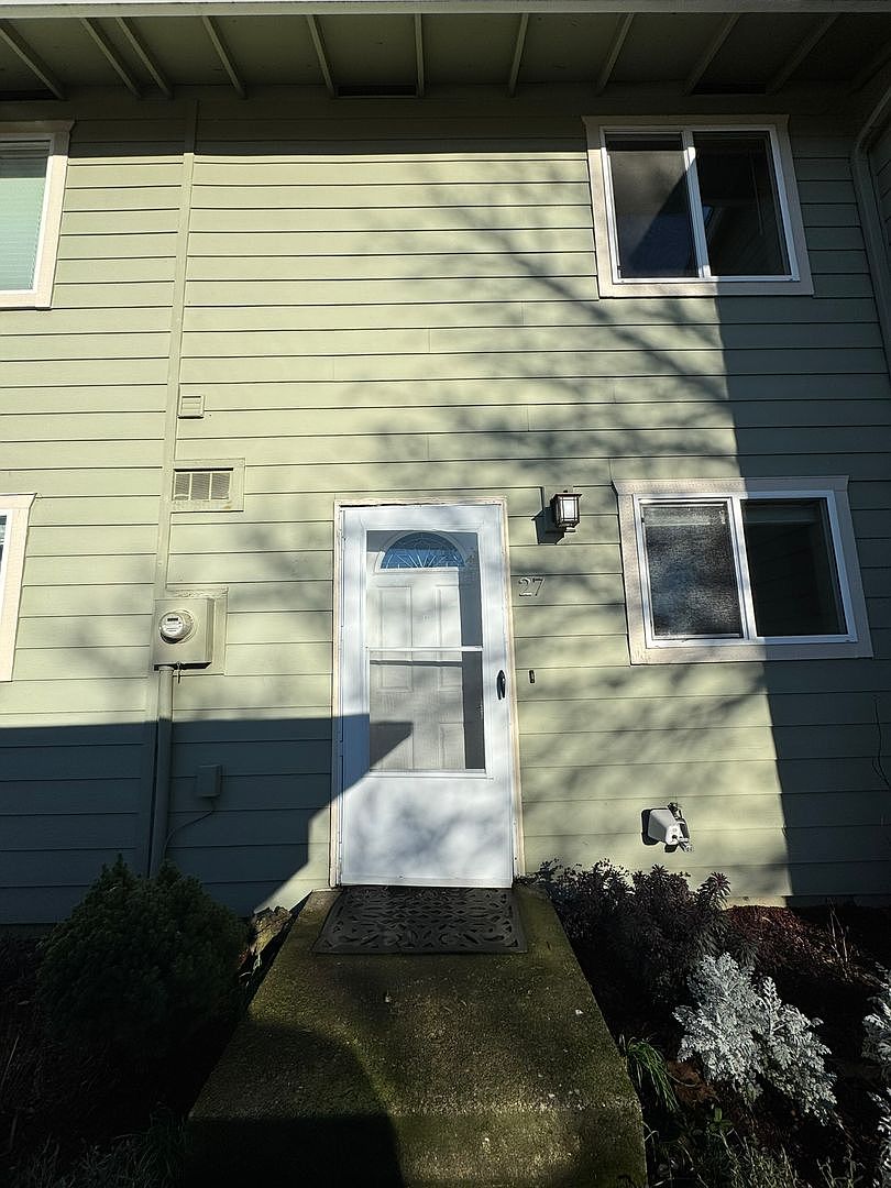 3305 E Vittoria Way APT 27, Newberg, OR 97132 | Zillow