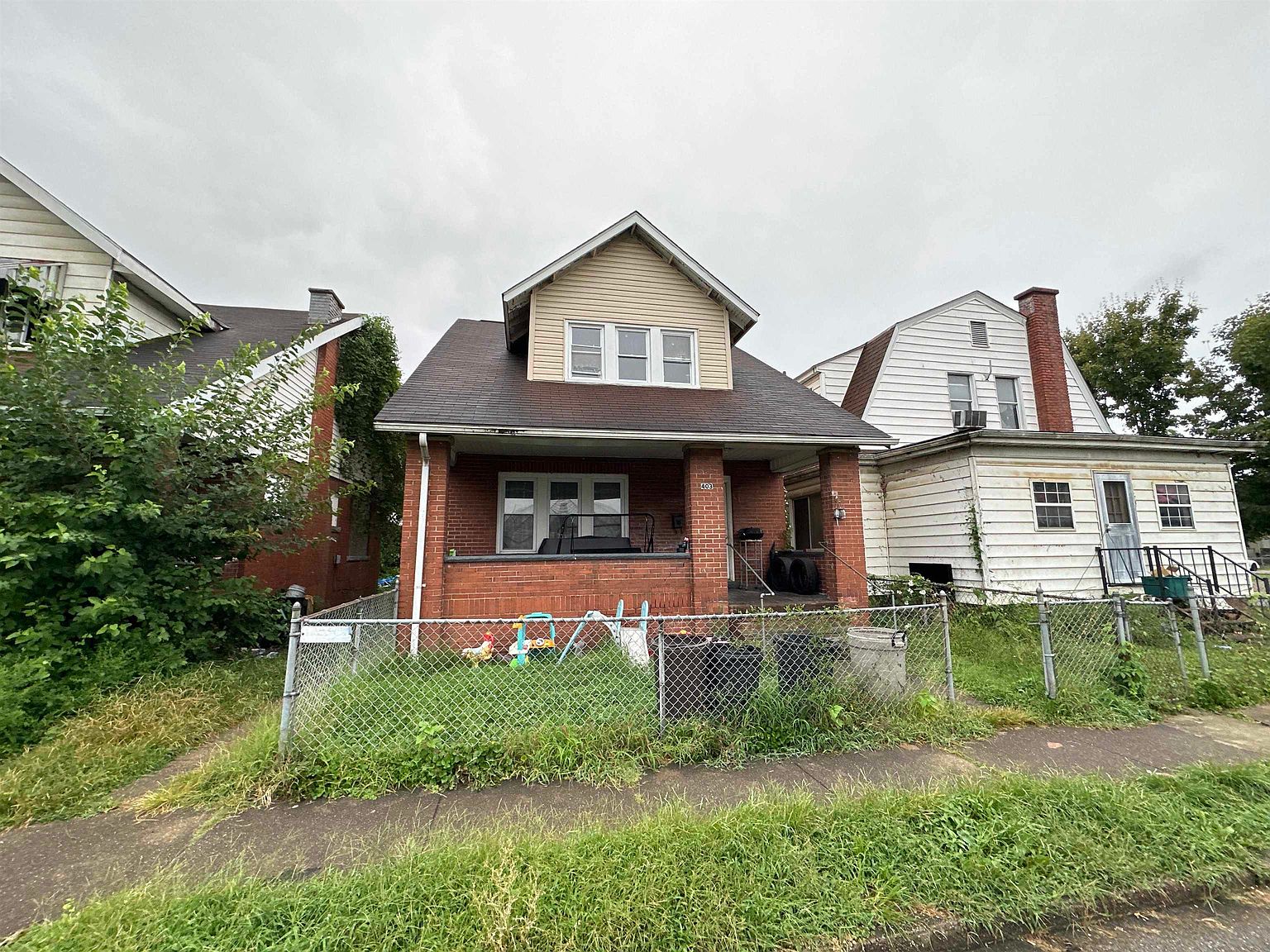 403 Cabell Ct, Huntington, WV 25703 | Zillow