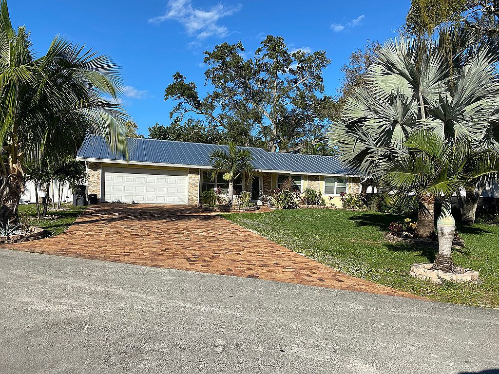 1621 Glen Rd, Glen Ridge, FL 33406 | Zillow