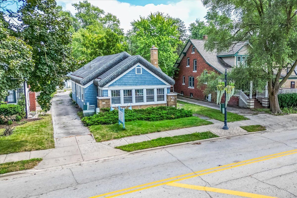421 N Hough St, Barrington, IL 60010 | Zillow