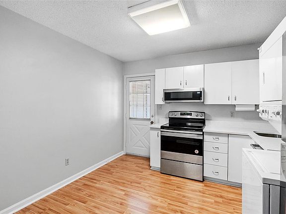 8933 Cardinal Ter, Saint Louis, MO 63144 | MLS #24039191 | Zillow