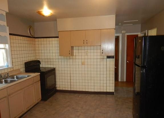 8943 Cozens Ave, Saint Louis, MO 63136 | Zillow