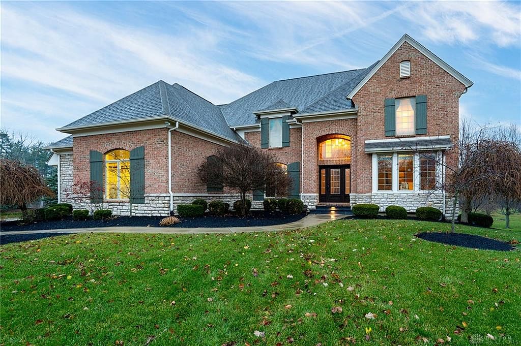 9304 Paragon Mills Ln, Dayton, OH 45458 | MLS #901302 | Zillow