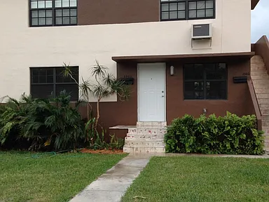 3502 SW 23rd St Miami FL | Zillow