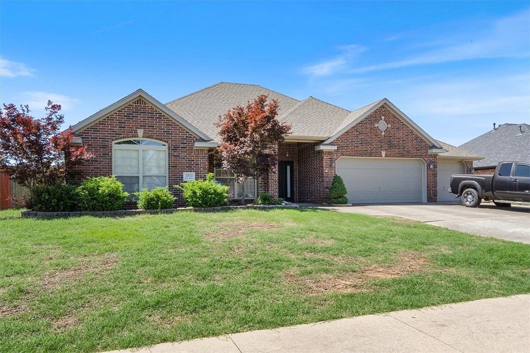 2033 Green Meadows Ave, Springdale, AR 72764 | Zillow