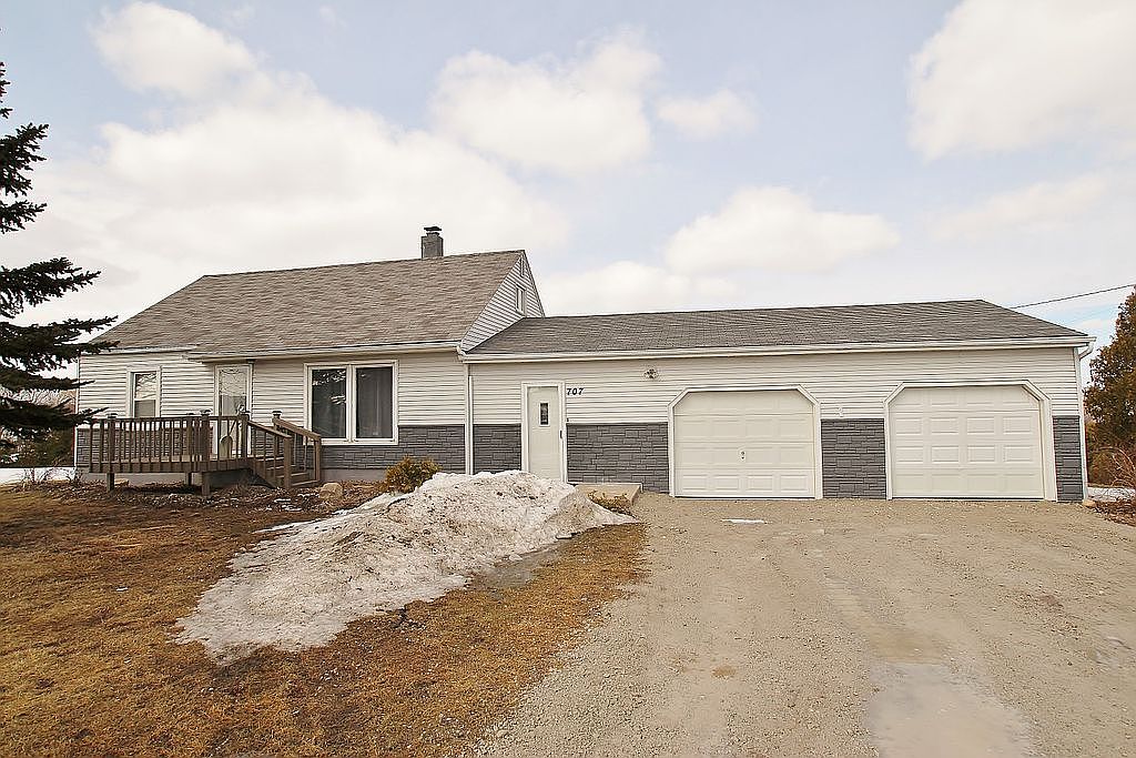707 E Albion St, Avilla, IN 46710 | Zillow