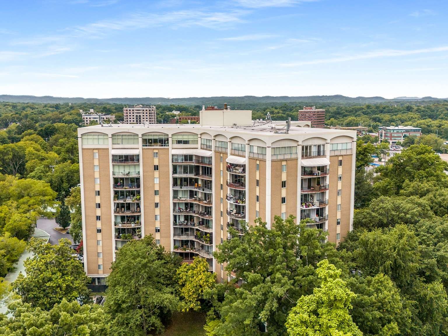 4215 Harding Pike APT 602, Nashville, TN 37205 | Zillow