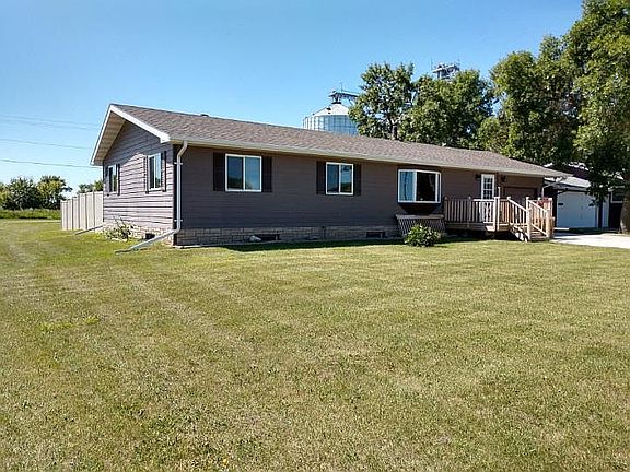 912 1st Ave, Rolette, ND 58366 | Zillow