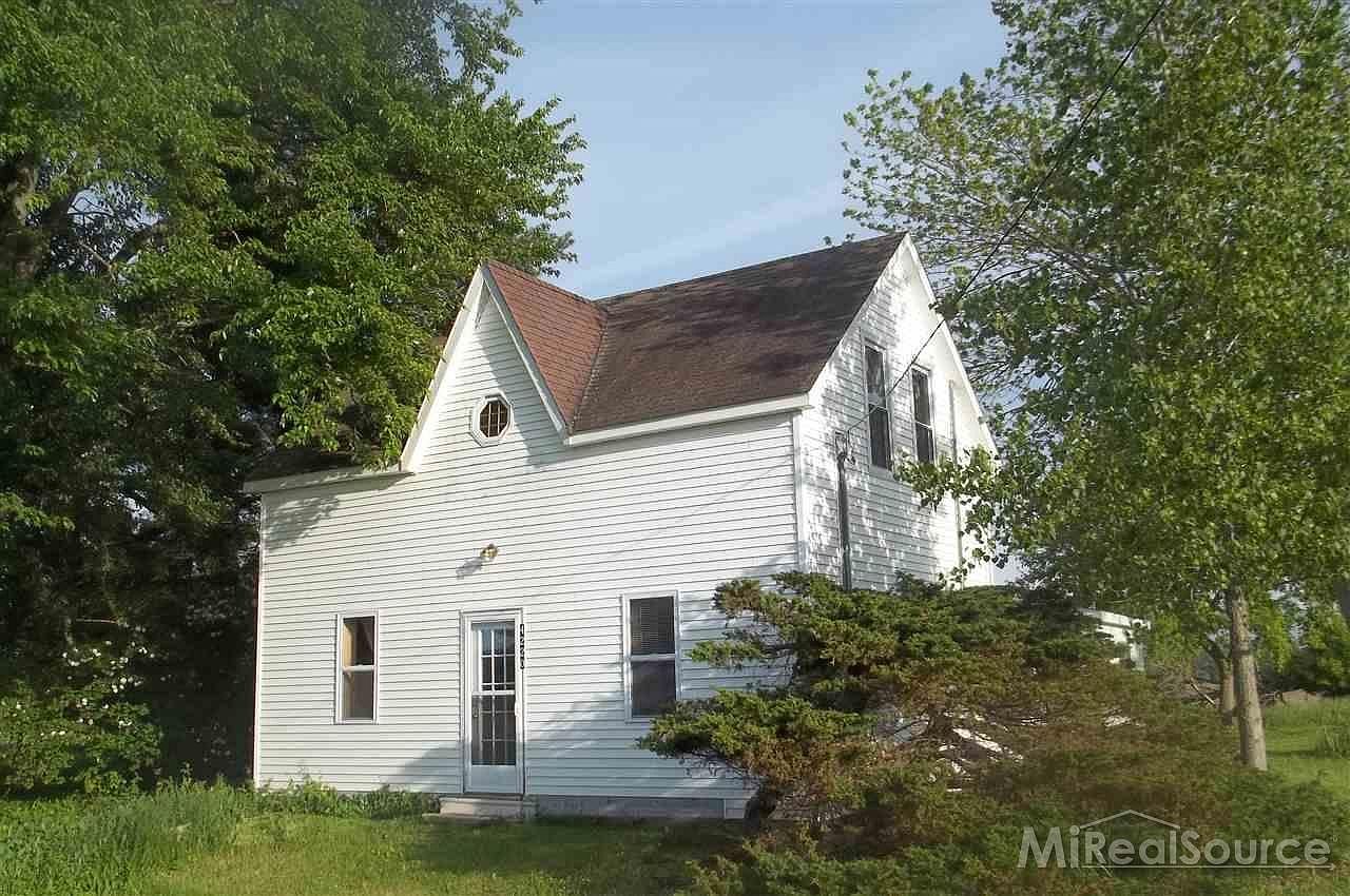 4220 Applegate Rd, Applegate, MI 48401 | Zillow