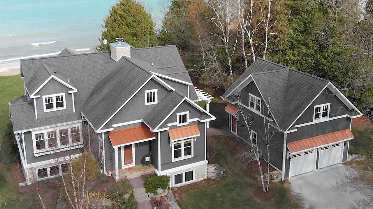 12807 Lakeshore Rd, Two Rivers, WI 54241 | Zillow