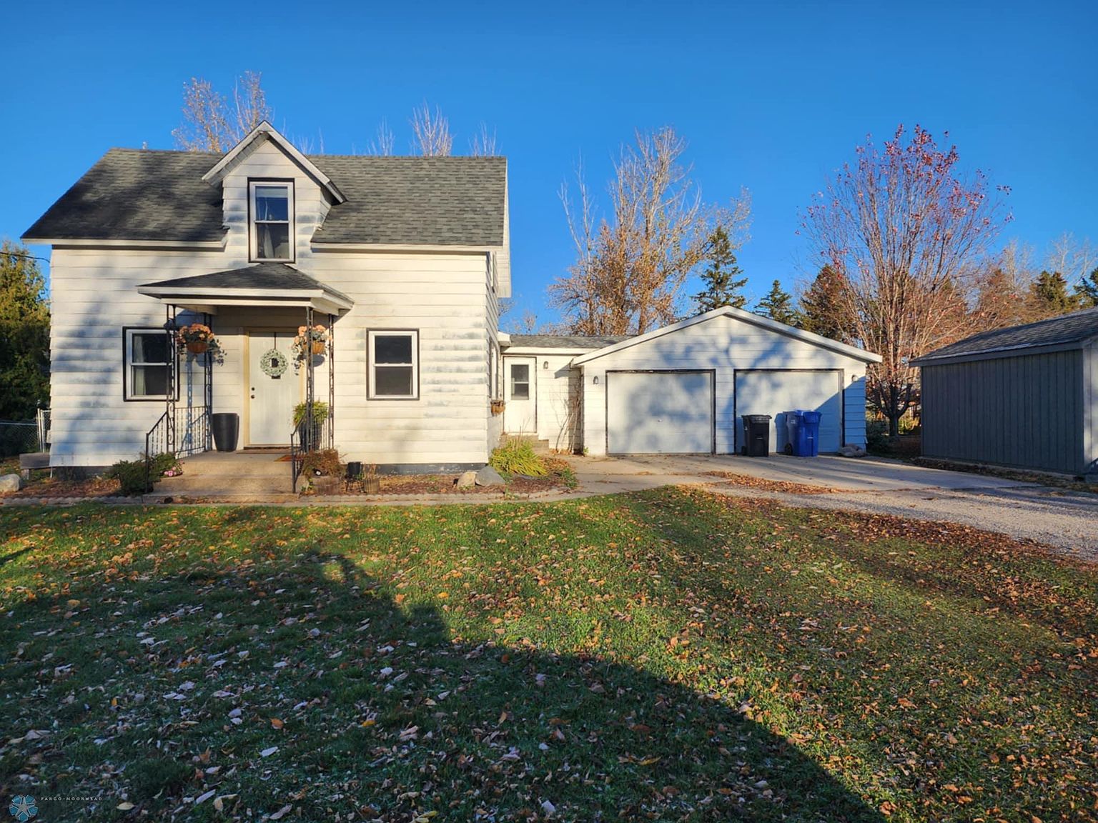 108 3rd St N, Sabin, MN 56580 | Zillow