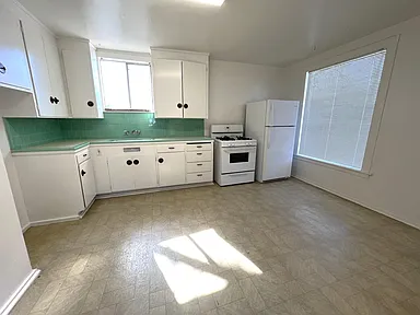Cozy Complex - 107 W 16th St Chico CA | Zillow