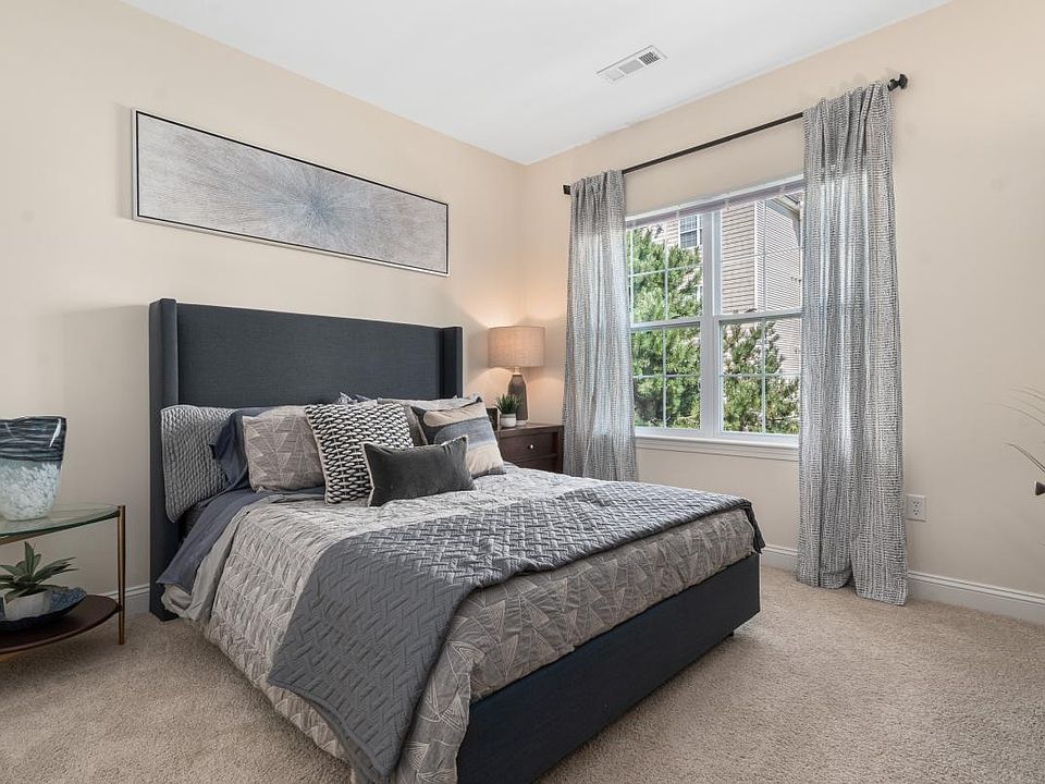 Independence Place - 75 Independence Way Cranston RI | Zillow