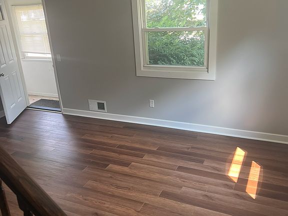 13 Bennett Ave APT B, Bloomfield, NY 14469 | Zillow